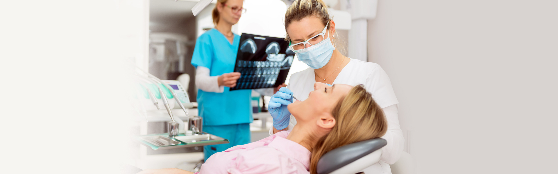 3 Reasons Why Your New Dentist Needs Your Treatment Records | Blog